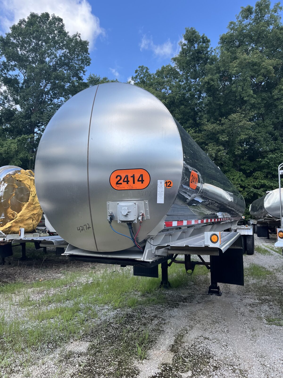 2011 WALKER 6200 GALLON 3A SANITARY TRANSPORT - SEMO Tank