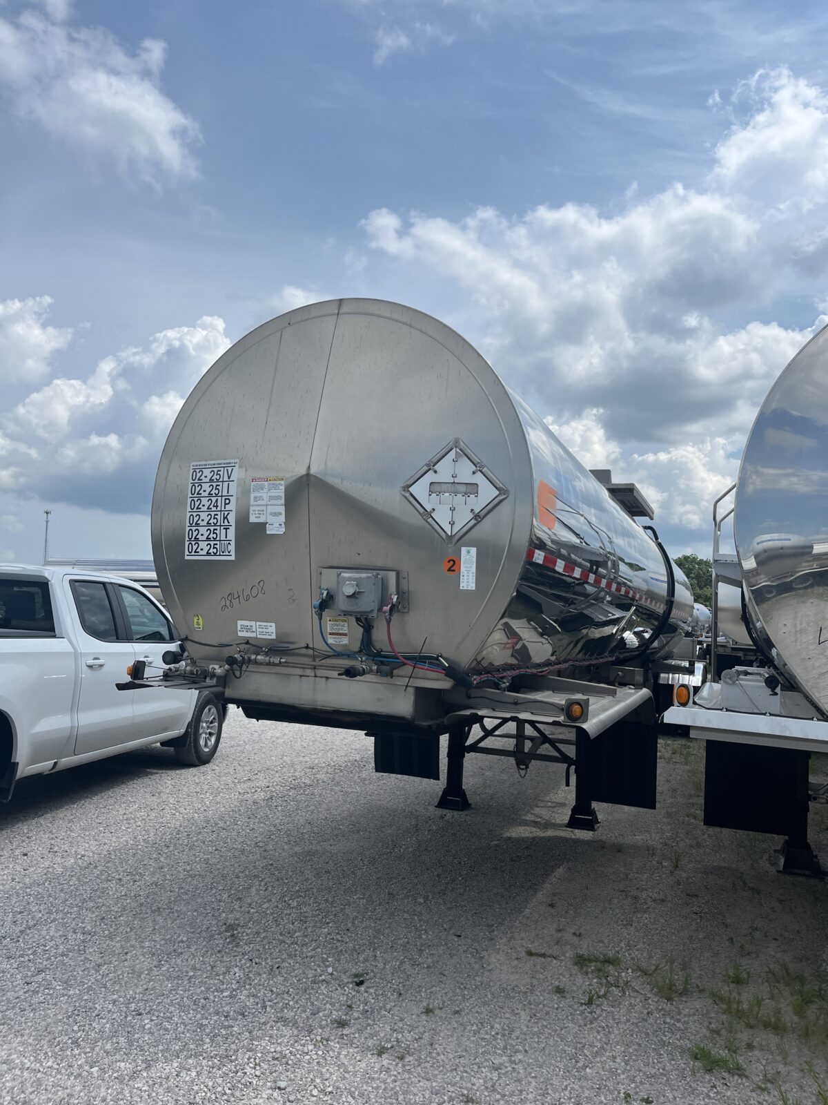 2021 BULK 7000 GALLON FOOD GRADE DOT 407 SS 284608 - SEMO Tank