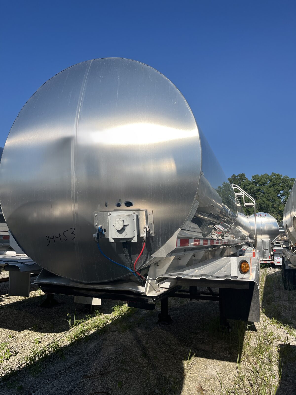 2002 WALKER 6500 GALLON 3A SANITARY TRANSPORT 34453 - SEMO Tank